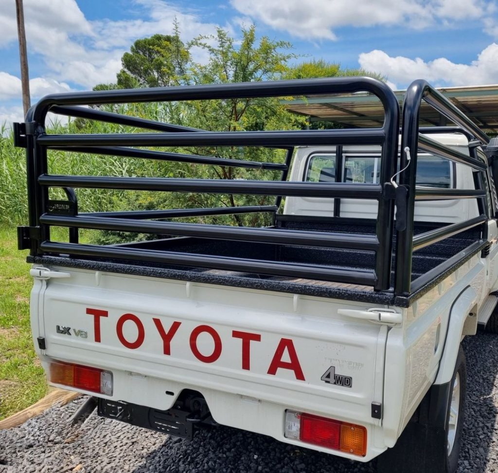 Toyota Land Cruiser Cattle Rails - Stafross