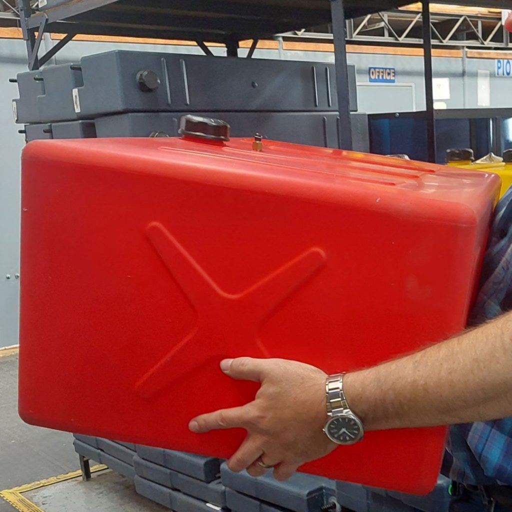 120L Fuel Tanks - Stafross