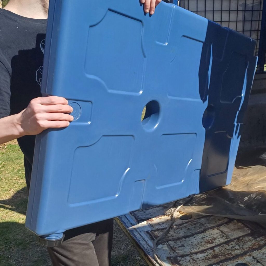 40L Vertical Water Tanks - Stafross
