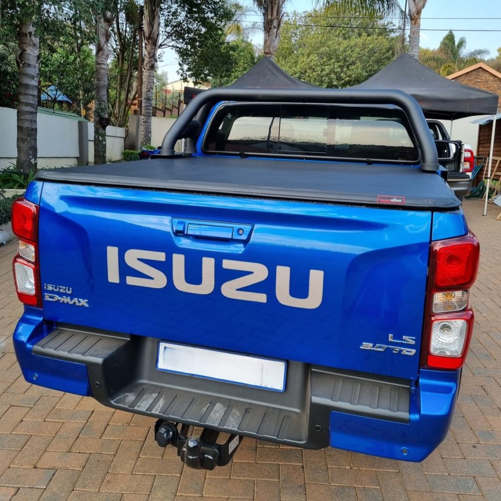 Isuzu Tri-fold Hard Tonneau Cover - Stafross