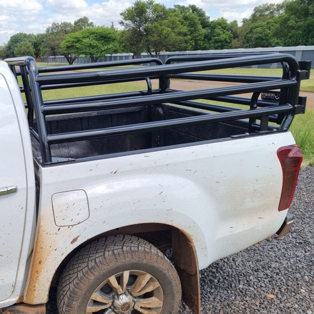 Isuzu DMAX Cattle Rails - Stafross